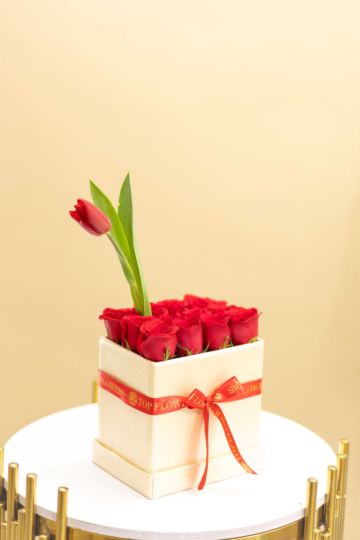 Classic Box (12) + Tulip | Top Flowers