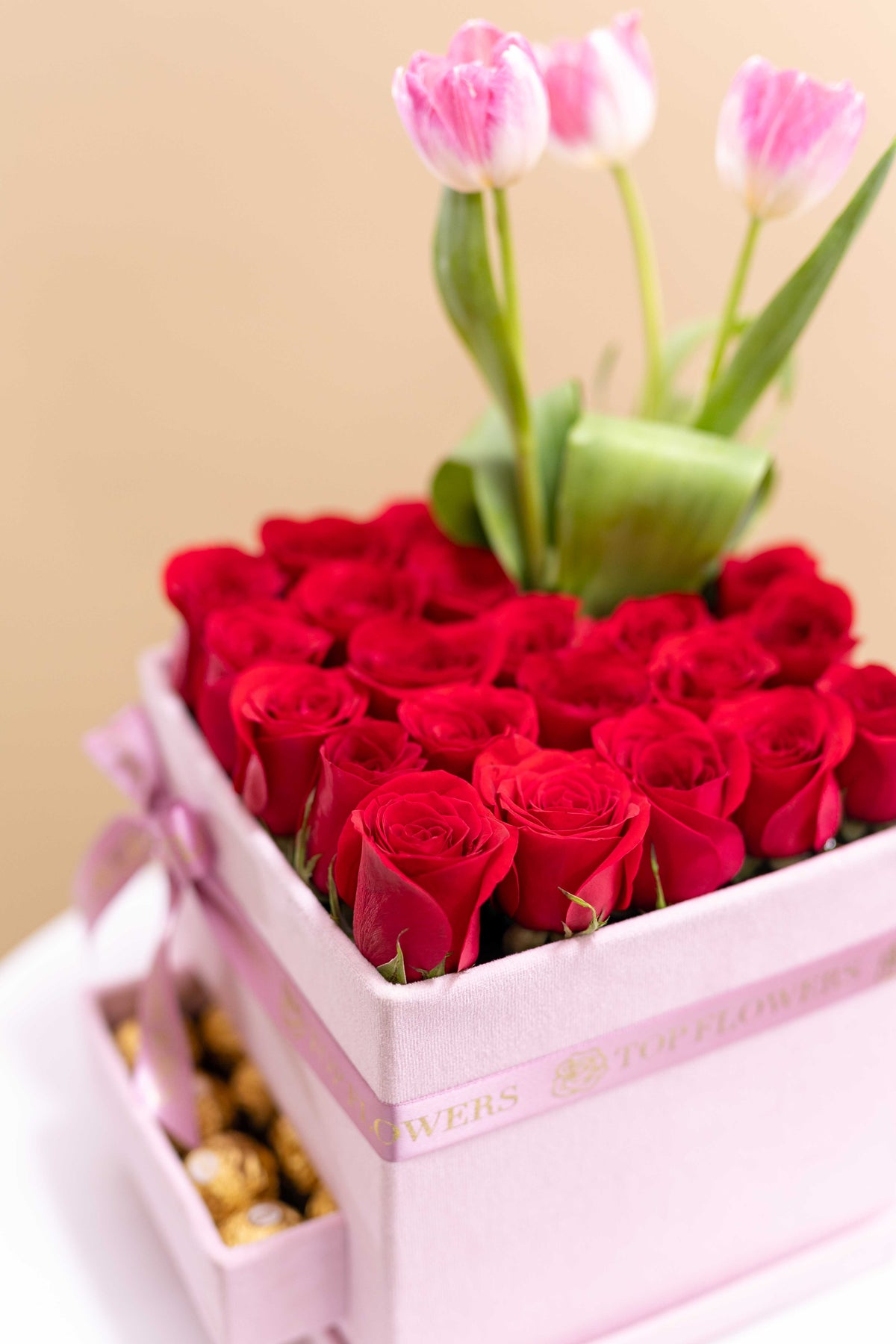 Classic Box (25) + Tulips | Top Flowers