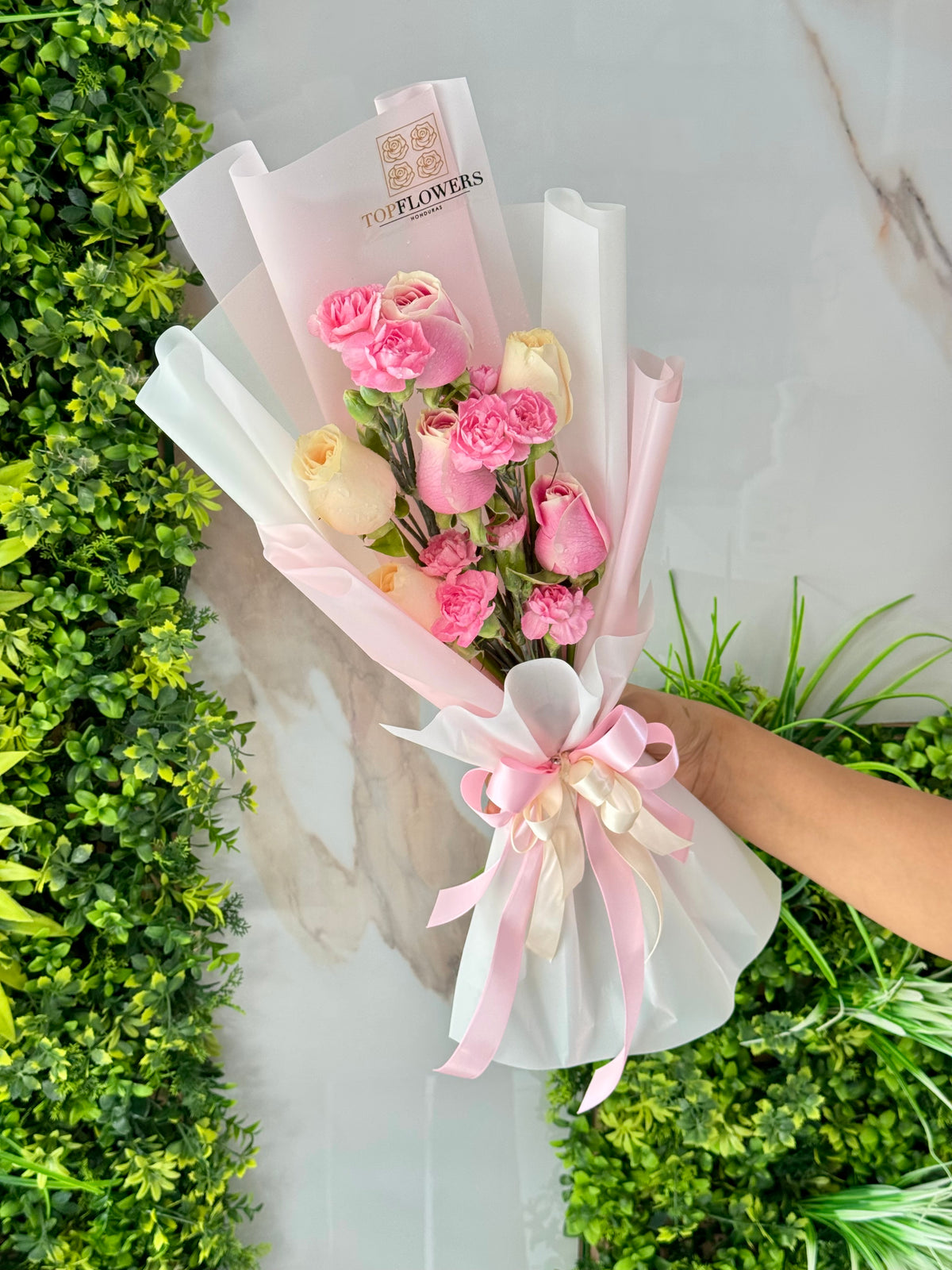 Sweet Six Roses Bouquet | Top Flowers