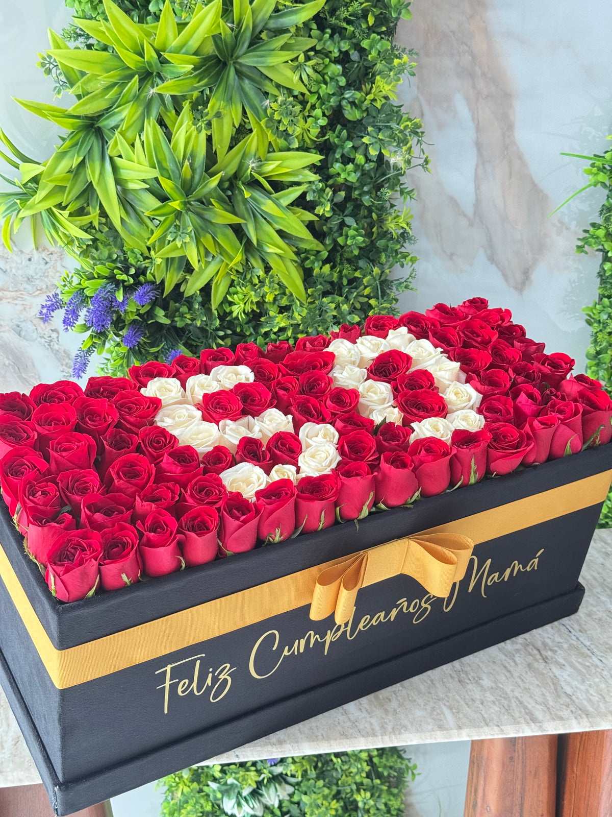HBD Box | Top Flowers